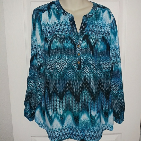 Zac & Rachel | Tops | Zac Rachel Ikat Pattern Blue White Blouse Boho ...